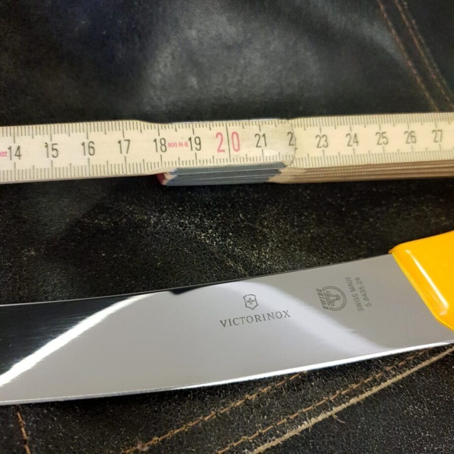 Delningskniv / Breaking knife / Cimeter kniv - en styckkniv med kurvat ...